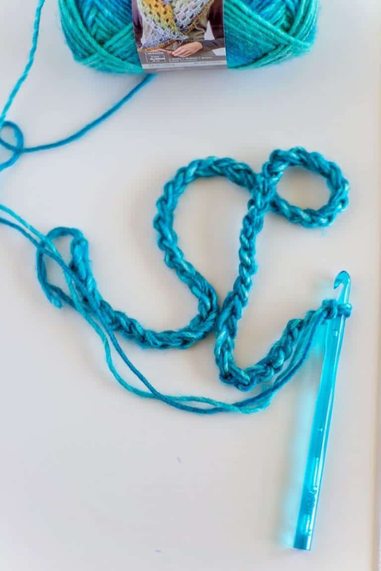 Quick and Easy Crochet Cowl Scarf w/ Fringe - Scattered Thoughts of a ...