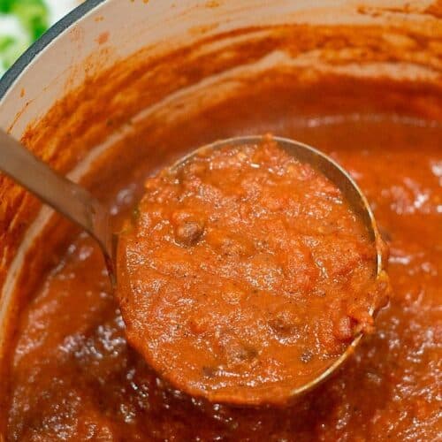 AMAZING Meatless Bean Chili Recipe - Ready in 30 minutes!