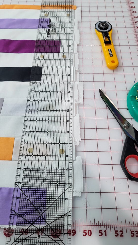 Sew a Modern Strip Quilt - Free Quilt Pattern and Tutorial