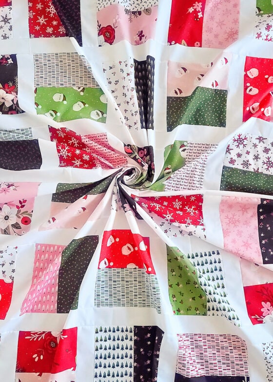 Simple Square Blocks Quilt Pattern (free pdf pattern)