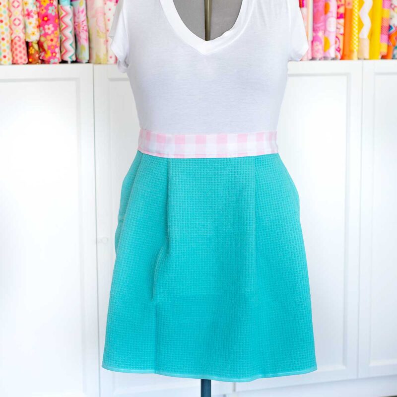 Make a TeaTowel Apron in Just 25 Minutes!
