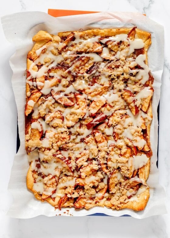 Apple Pie Bars - the perfect fall dessert.