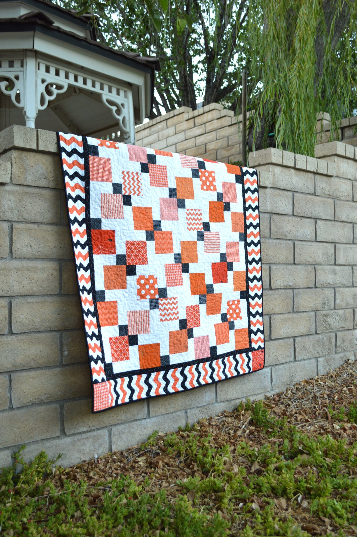 39+ Free Halloween Quilt Patterns to Get You in the Spooky Spirit