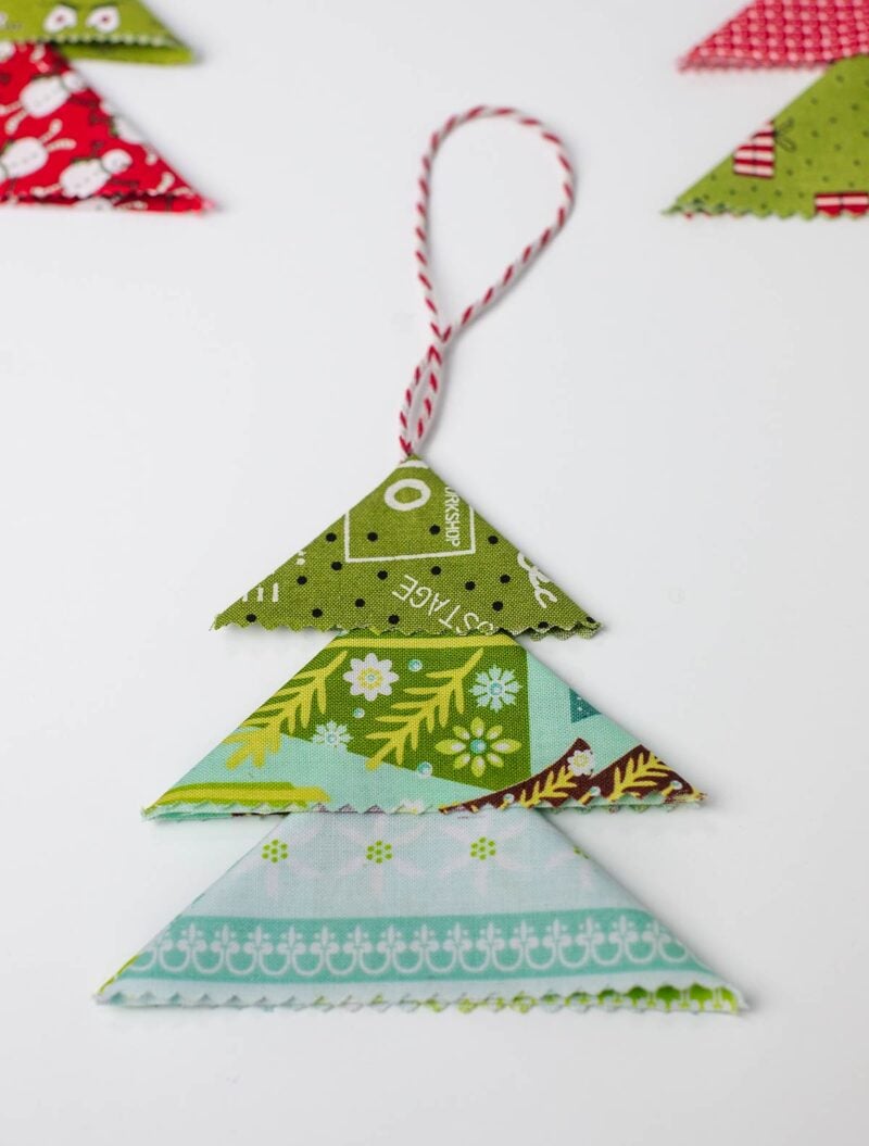 Easy Fabric Christmas Tree Ornaments - Scattered Thoughts of a Crafty ...