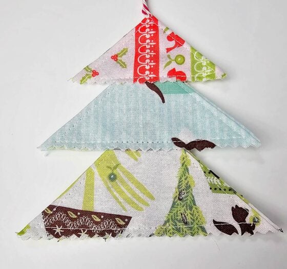 Easy Fabric Christmas Tree Ornaments - Scattered Thoughts of a Crafty ...