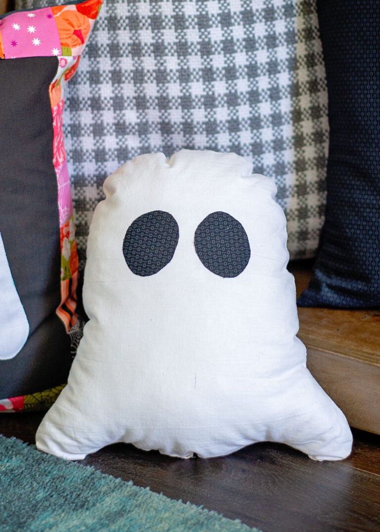 Ghost Pillow Pattern - make it 3 ways! - Scattered Thoughts of a Crafty ...