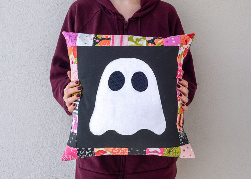 Ghost Pillow Pattern - make it 3 ways! - Scattered Thoughts of a Crafty ...